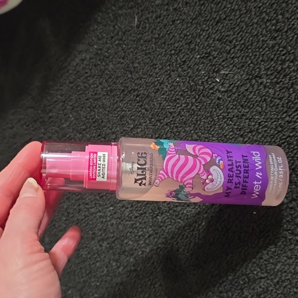 wet n wild | Makeup | Wet N Wild Alice In Wonderland Shimmer Setting ...